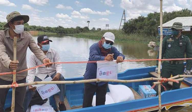 Battambang’s authority places village under lockdown after Covid-19 ...