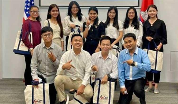 Ten Khmer students win scholarships to study in the US - Cambodia News ...