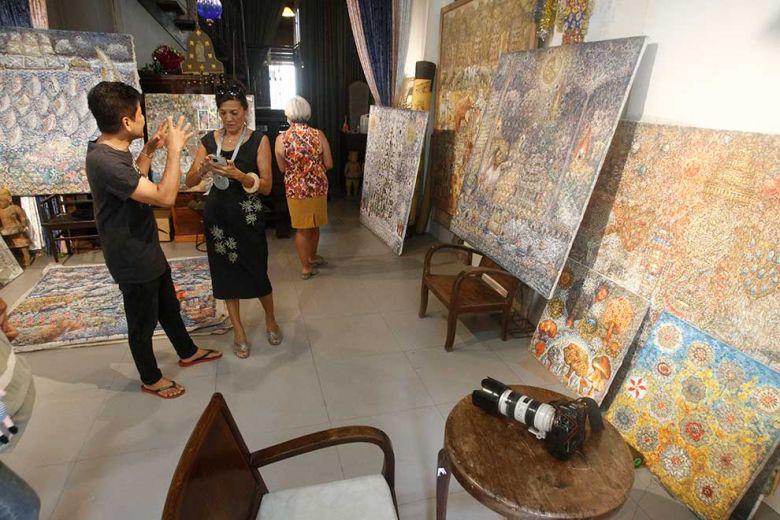 Khmer art grows wings for Hong Kong flight - Cambodia News Watch
