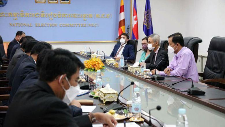 NEC chair meets with UN special rapporteur on reforms - Cambodia News Watch